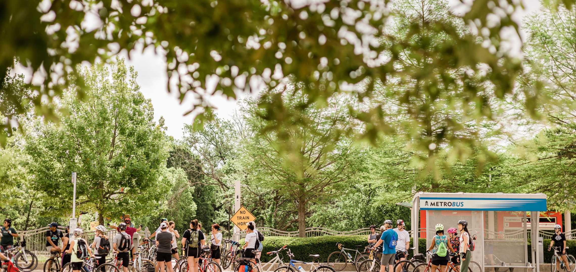 Parkway installs 16 miles of wayfinding signs | Urbanize Austin