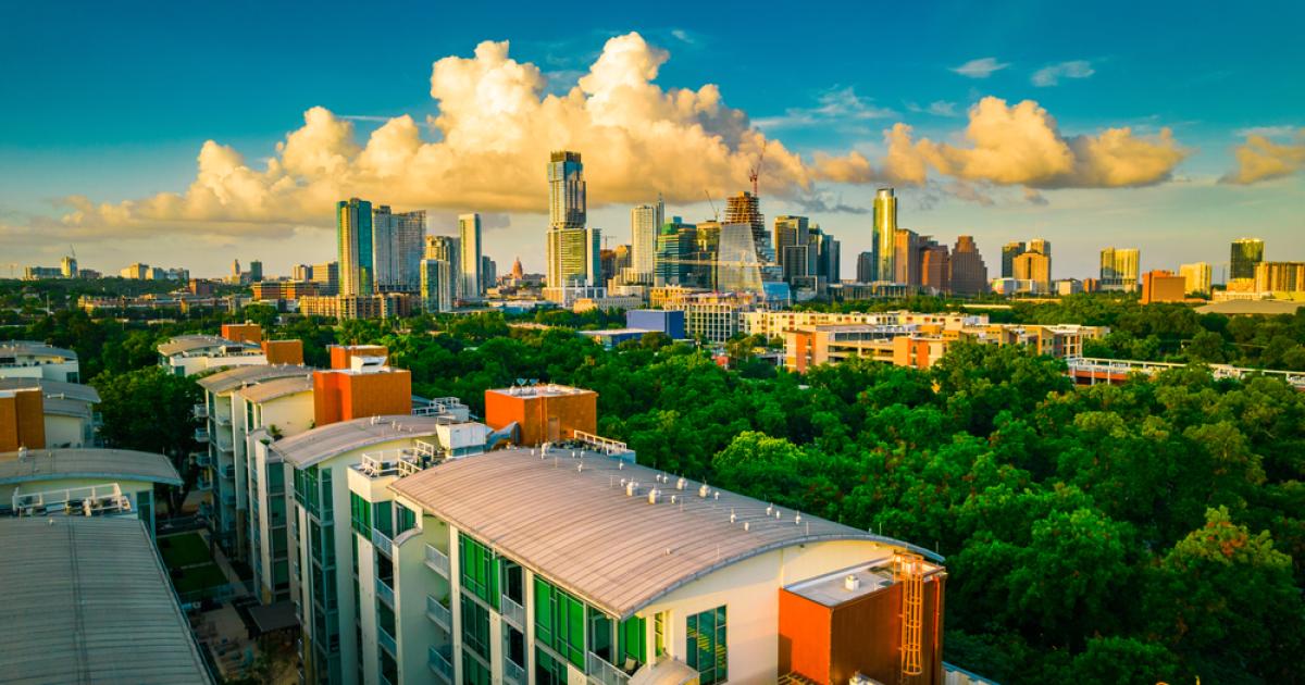 Austin's decade of explosive growth in the books; suburban expansion ...